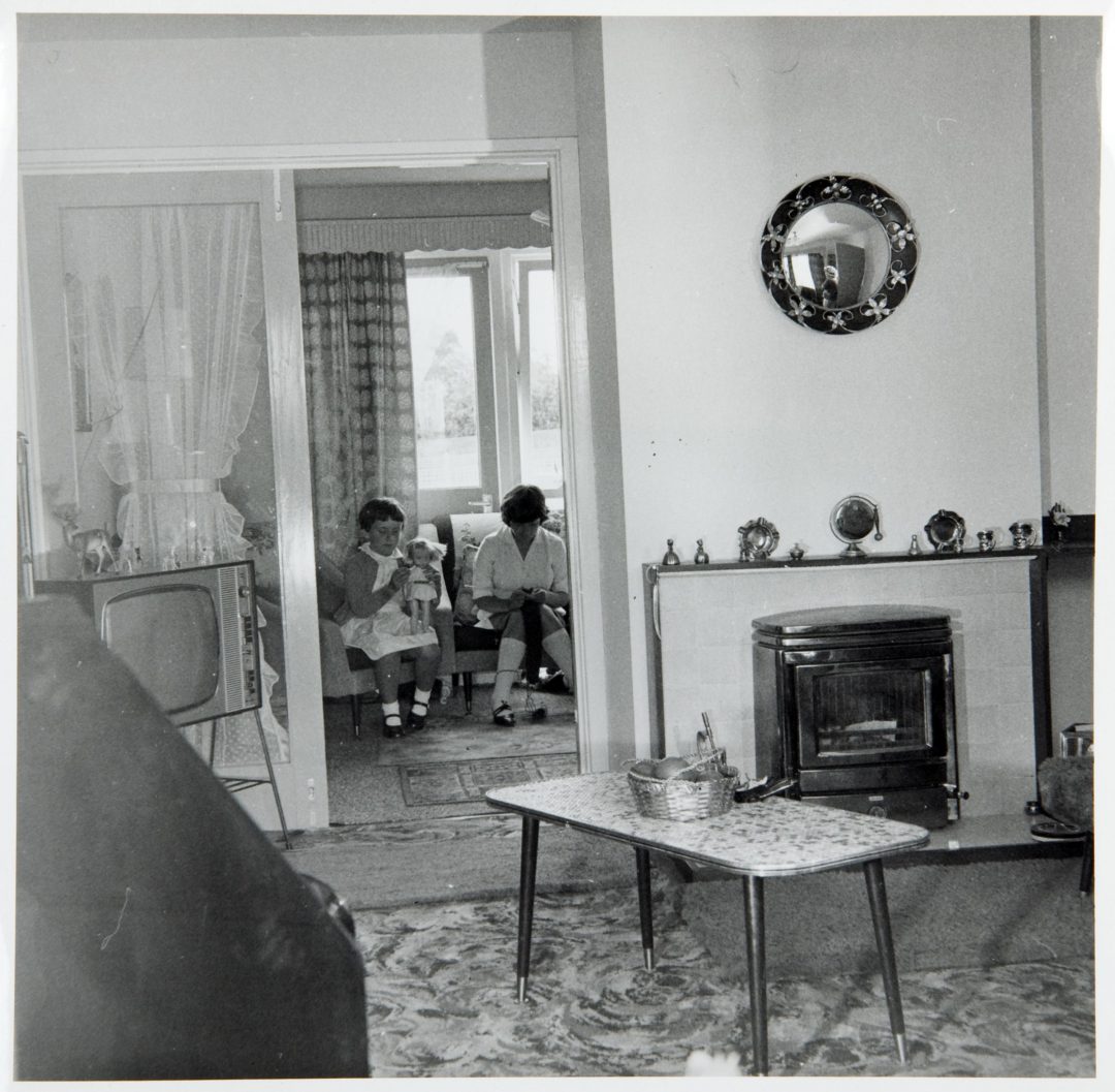 Housing interior Warwickshire 1965 - The National Archives