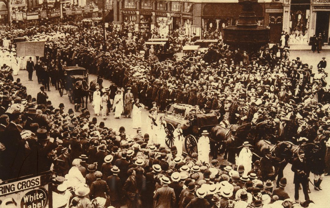 London, Piccadilly Circus 1913 - The National Archives