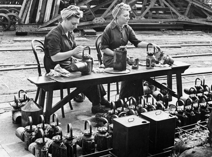 War workers - The National Archives