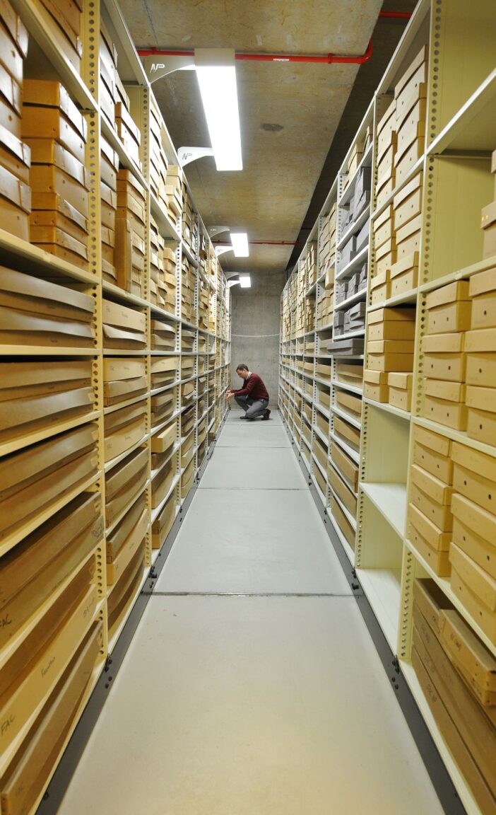 Current and Past projects - Archives sector