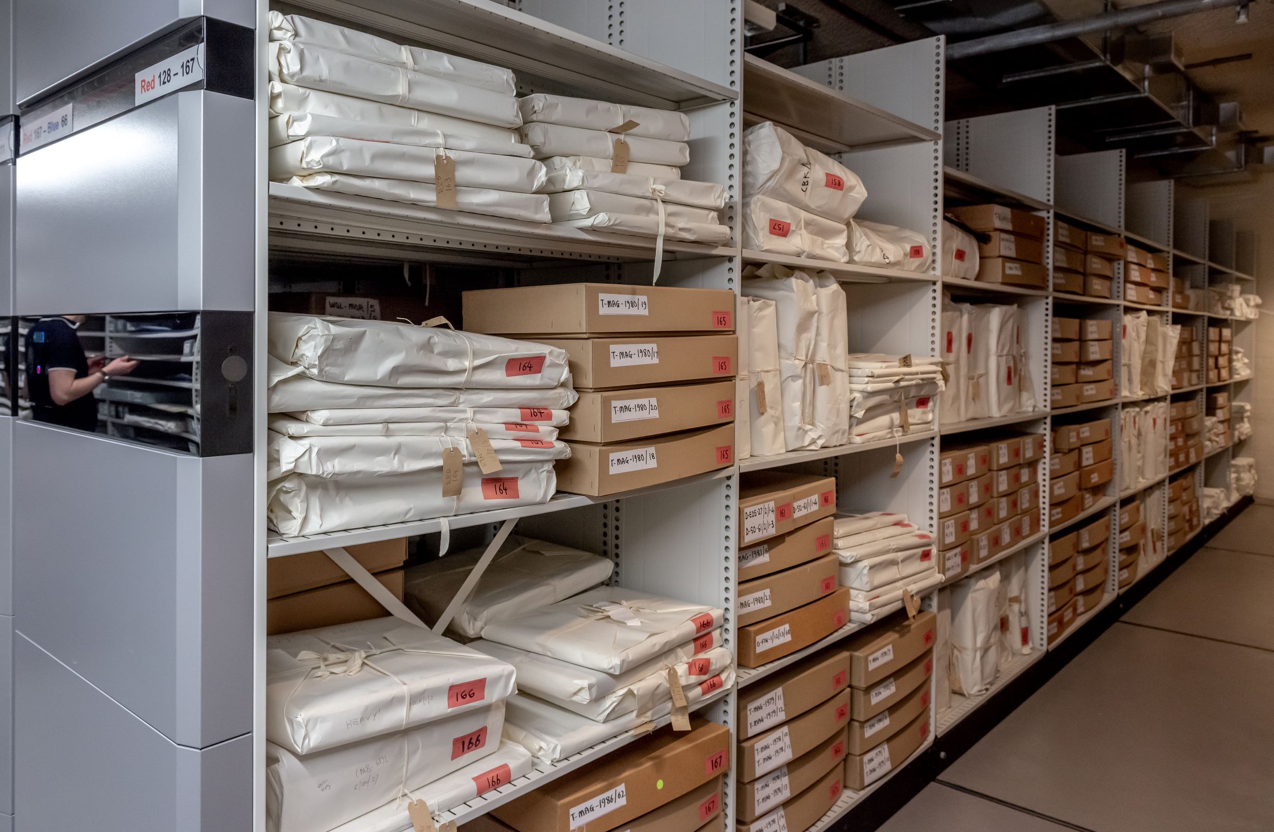 Impact of split-site archive services - Archives sector