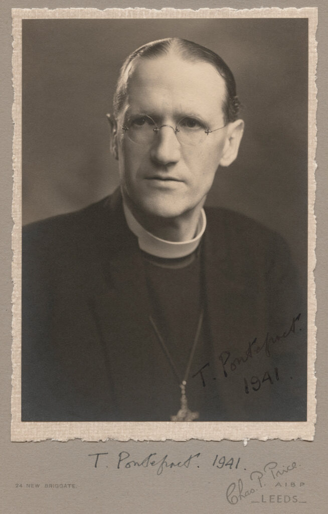 Connecting the threads of life - Portals